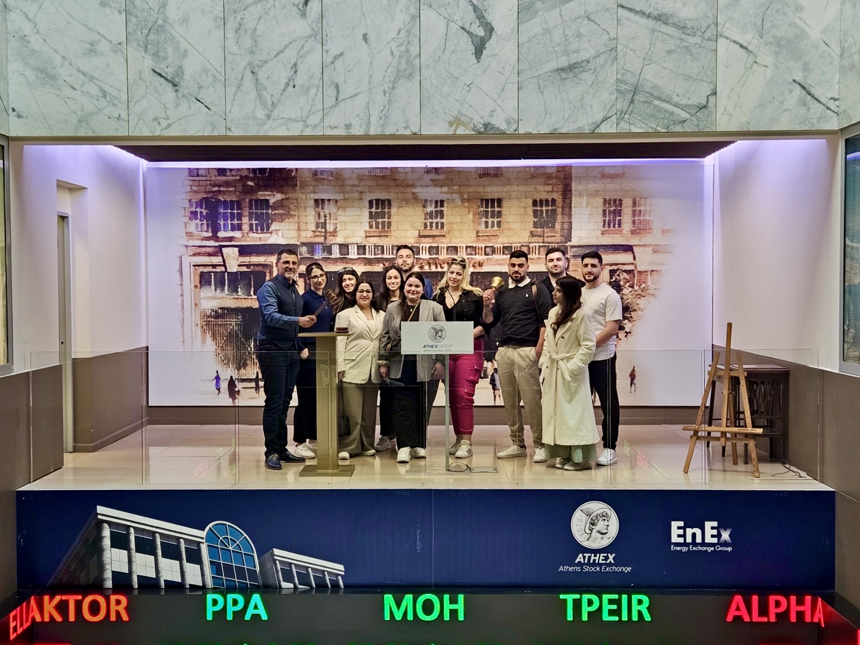 Το Ταξίδι των Μεταπτυχιακών στην Αθήνα: Εξερεύνηση Επιχειρήσεων και ...